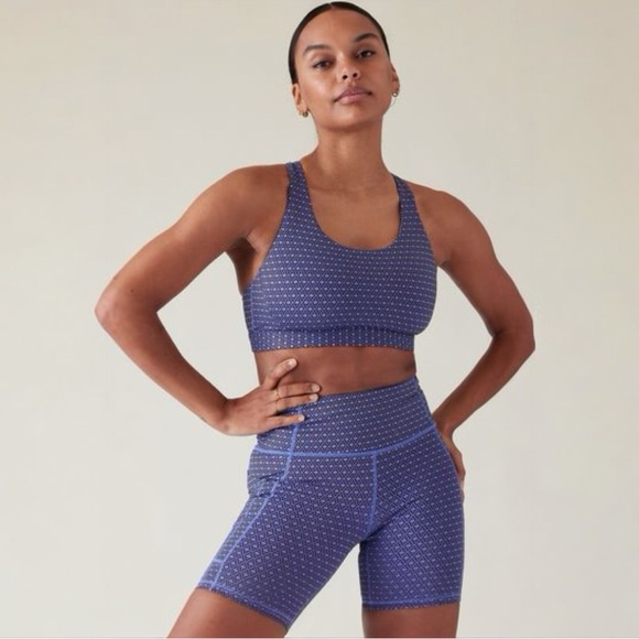 Athleta | Intimates & Sleepwear | Nwt Athleta Ultimate Ease Bra Ddd ...